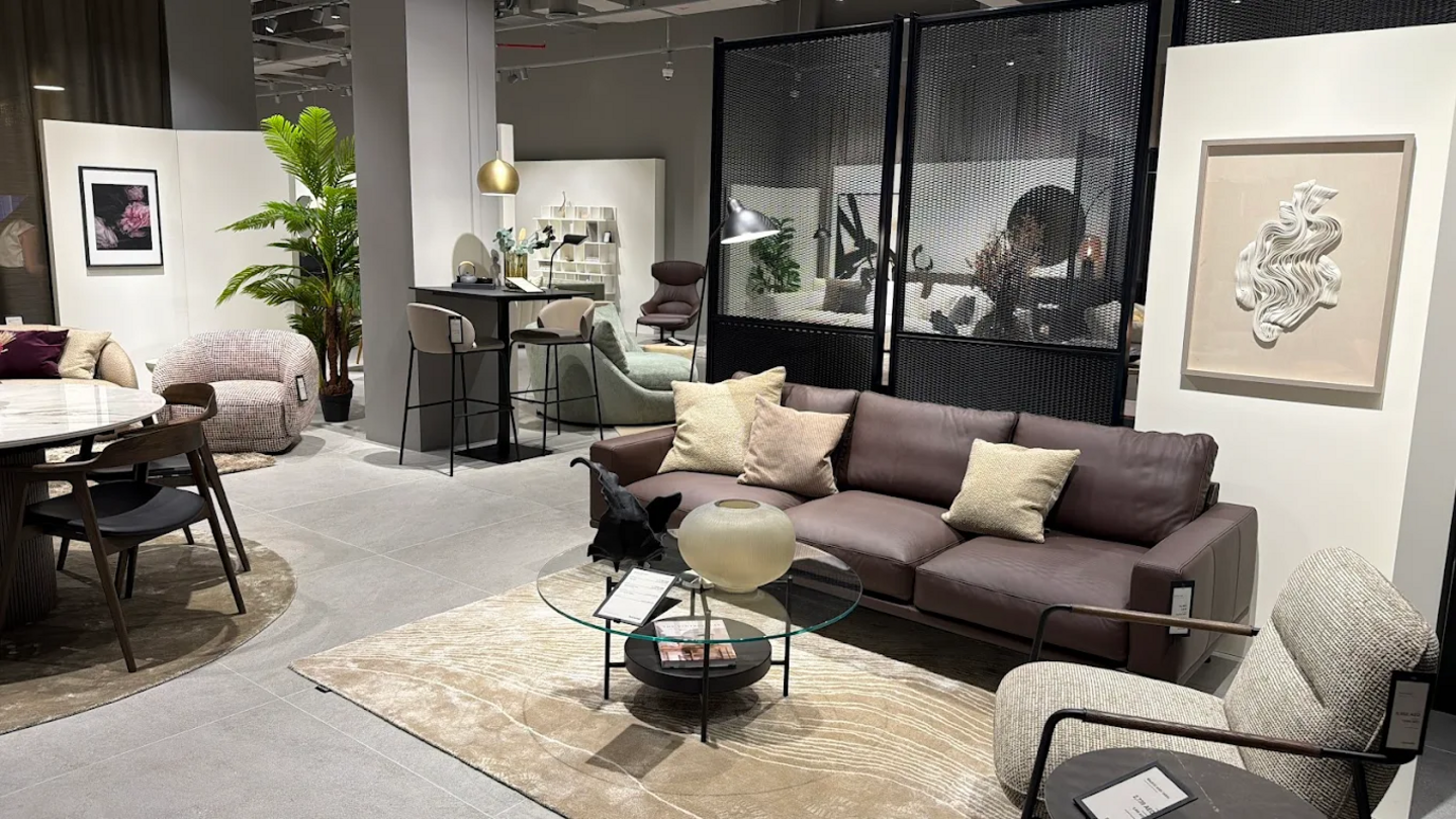 BoConcept UAE(Furniture & Décor) in Emirates Hills (Al Thanyah 1 ...